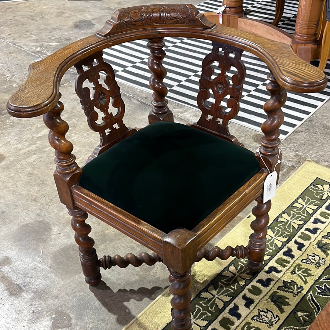 Stephen Chair – Antiqueology
